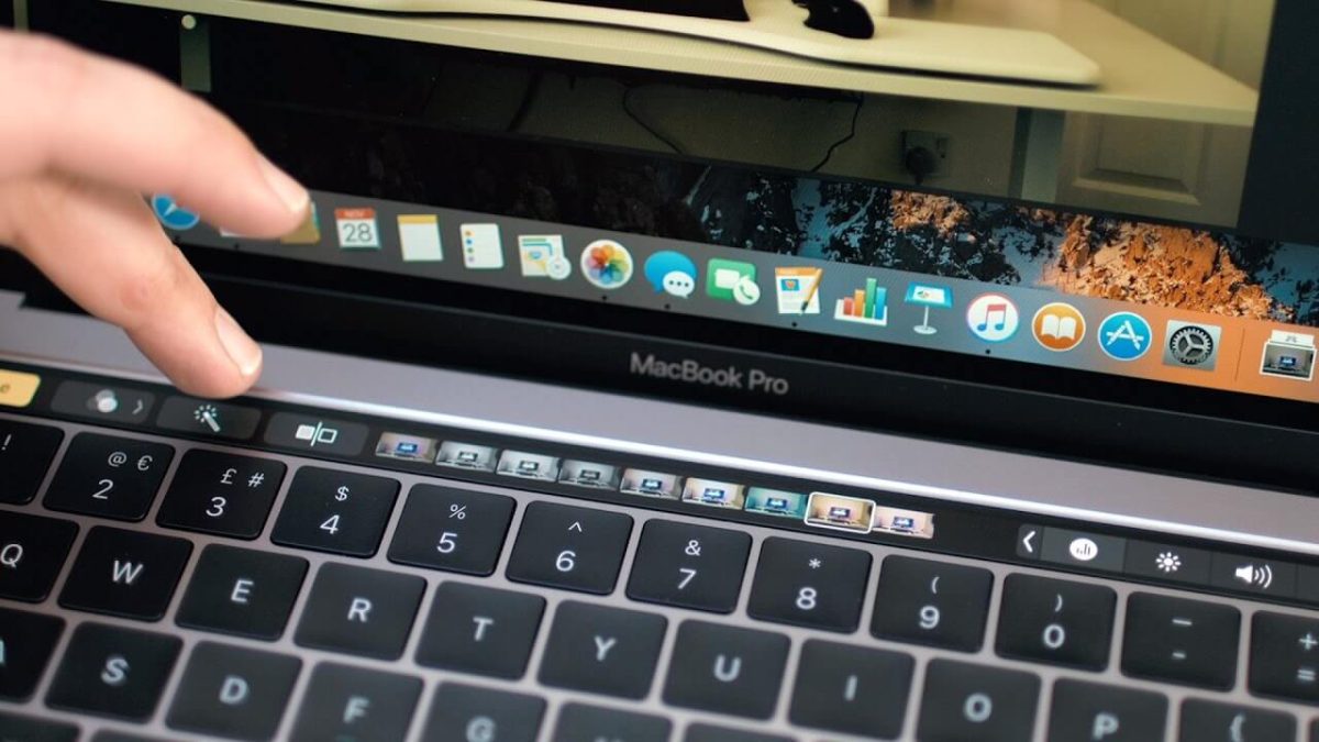 Thay Touch Bar Macbook Pro - Giá rẻ lấy liền uy tín tại TPHCM